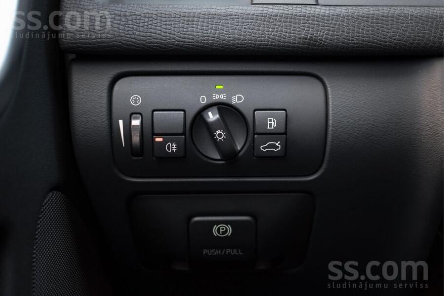 Volvo XC60 2010 Rīga, ar dzinēja tilpumu 2.40 L un nobraukumu 0 tūkst. km par 6750 €, foto 19 vietnē AUTOMOTO.COM.LV
