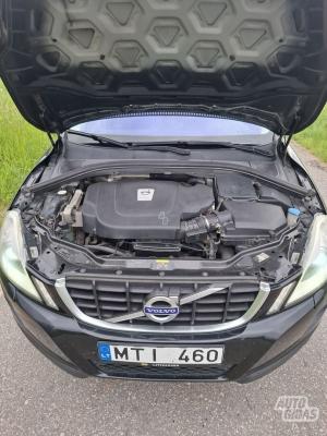 Volvo XC60 2010 in Vilnius, with an engine capacity of 2.40 L and mileage of 446 thousand km for 5000 €, photo 4 on AUTOMOTO.COM.LV