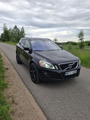 Volvo XC60 2010 in Vilnius, with an engine capacity of 2.40 L and mileage of 446 thousand km for 5000 €, photo 10 on AUTOMOTO.COM.LV