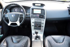 Volvo XC60 2010 Rīga, ar dzinēja tilpumu 2.40 L un nobraukumu 284 tūkst. km par 7999 €, foto 4 vietnē AUTOMOTO.COM.LV