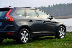 Volvo XC60 2010 Rīga, ar dzinēja tilpumu 2.40 L un nobraukumu 284 tūkst. km par 7999 €, foto 27 vietnē AUTOMOTO.COM.LV