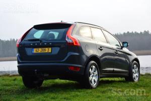 Volvo XC60 2010 Rīga, ar dzinēja tilpumu 2.40 L un nobraukumu 284 tūkst. km par 7999 €, foto 31 vietnē AUTOMOTO.COM.LV