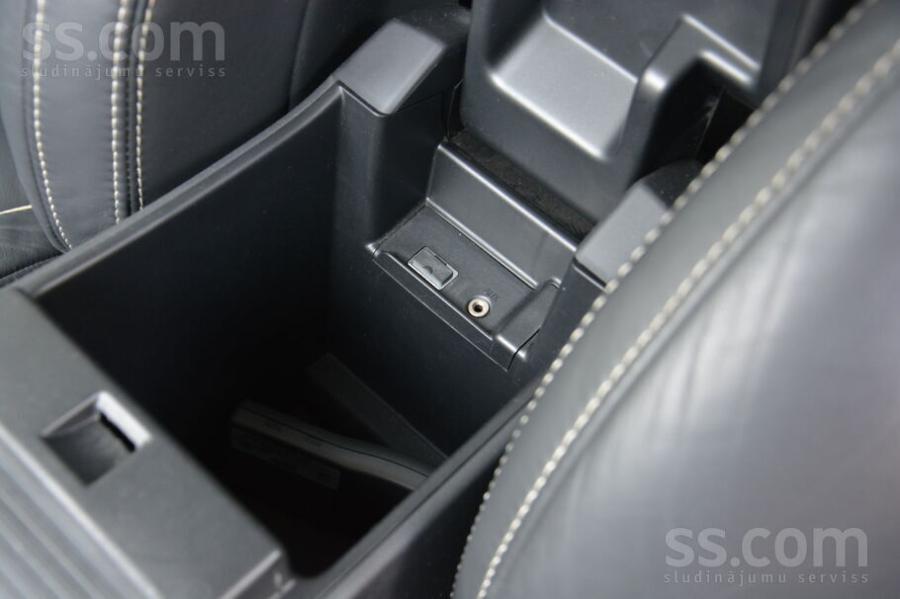 Volvo XC60 2010 Rīga, ar dzinēja tilpumu 2.40 L un nobraukumu 284 tūkst. km par 7999 €, foto 35 vietnē AUTOMOTO.COM.LV