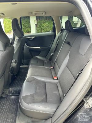 Volvo XC60 2010 Viļņa, ar dzinēja tilpumu 2.40 L un nobraukumu 290 tūkst. km par 5000 €, foto 13 vietnē AUTOMOTO.COM.LV