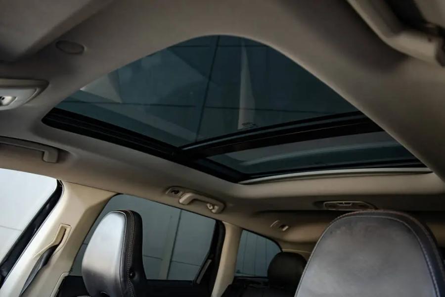 Volvo XC60 2010 Tukums, ar dzinēja tilpumu 2.40 L un nobraukumu 279 tūkst. km par 7980 €, foto 27 vietnē AUTOMOTO.COM.LV