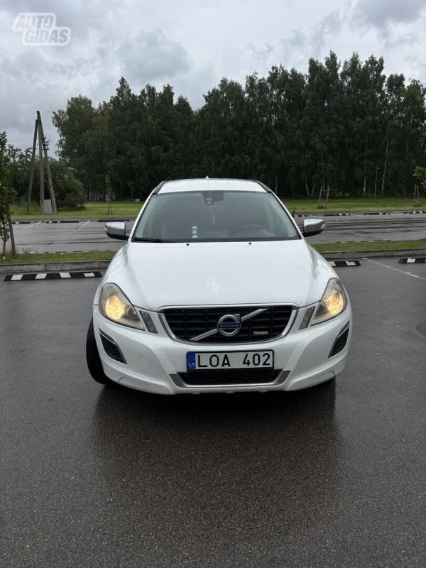 Volvo XC60 2010 Kaišiadorys, ar dzinēja tilpumu 2.40 L un nobraukumu 366 tūkst. km par 6800 €, foto 1 vietnē AUTOMOTO.COM.LV