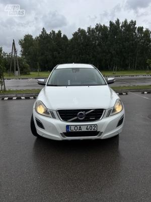 Volvo XC60 2010 Kaišiadorys, ar dzinēja tilpumu 2.40 L un nobraukumu 366 tūkst. km par 6800 €, foto  vietnē AUTOMOTO.COM.LV