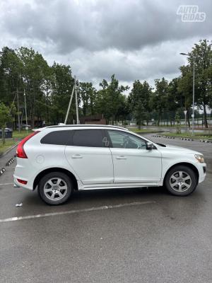 Volvo XC60 2010 in Kaisiadorys, with an engine capacity of 2.40 L and mileage of 366 thousand km for 6800 €, photo 8 on AUTOMOTO.COM.LV