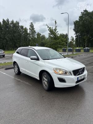 Volvo XC60 2010 in Kaisiadorys, with an engine capacity of 2.40 L and mileage of 366 thousand km for 6800 €, photo 9 on AUTOMOTO.COM.LV