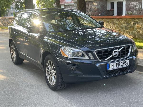 Volvo XC60 2010 Viļņa, ar dzinēja tilpumu 2.40 L un nobraukumu 198 tūkst. km par 9200 €, foto 1 vietnē AUTOMOTO.COM.LV