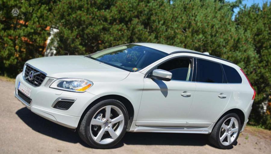 Volvo XC60 2010 Klaipėda, ar dzinēja tilpumu 1.98 L un nobraukumu 280 tūkst. km par 8650 €, foto 5 vietnē AUTOMOTO.COM.LV