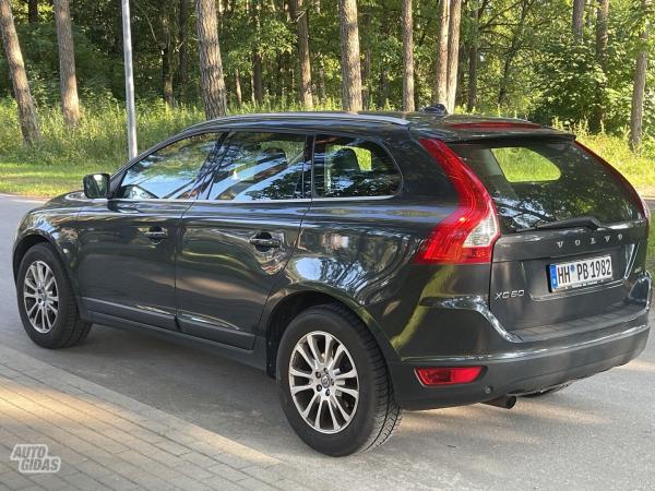Volvo XC60 2010 Viļņa, ar dzinēja tilpumu 2.40 L un nobraukumu 198 tūkst. km par 9200 €, foto 3 vietnē AUTOMOTO.COM.LV