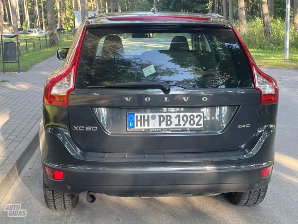 Volvo XC60 2010 Viļņa, ar dzinēja tilpumu 2.40 L un nobraukumu 198 tūkst. km par 9200 €, foto 5 vietnē AUTOMOTO.COM.LV