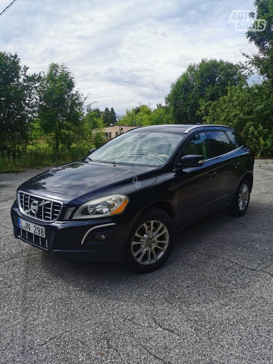 Volvo XC60 2010 in Panevezys, with an engine capacity of 3.00 L and mileage of 274 thousand km for 5500 €, photo 3 on AUTOMOTO.COM.LV