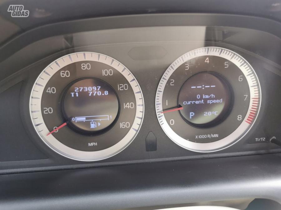 Volvo XC60 2010 in Panevezys, with an engine capacity of 3.00 L and mileage of 274 thousand km for 5500 €, photo 17 on AUTOMOTO.COM.LV