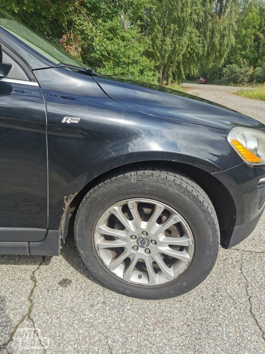 Volvo XC60 2010 in Panevezys, with an engine capacity of 3.00 L and mileage of 274 thousand km for 5500 €, photo 20 on AUTOMOTO.COM.LV