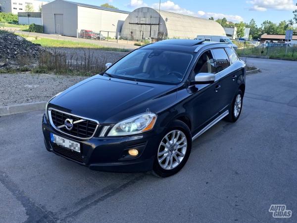 Volvo XC60 2010 in Siauliai, with an engine capacity of 2.40 L and mileage of 0 thousand km for 6500 €, photo 1 on AUTOMOTO.COM.LV