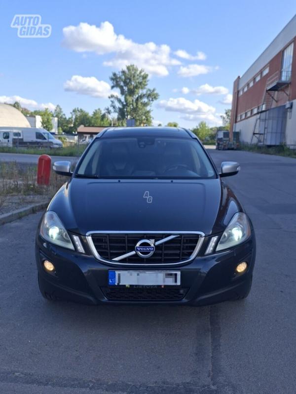 Volvo XC60 2010 in Siauliai, with an engine capacity of 2.40 L and mileage of 0 thousand km for 6500 €, photo 2 on AUTOMOTO.COM.LV