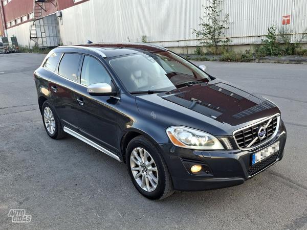 Volvo XC60 2010 in Siauliai, with an engine capacity of 2.40 L and mileage of 0 thousand km for 6500 €, photo 3 on AUTOMOTO.COM.LV