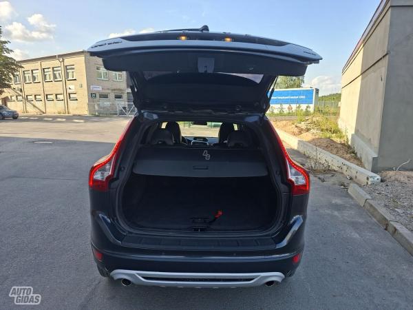 Volvo XC60 2010 in Siauliai, with an engine capacity of 2.40 L and mileage of 0 thousand km for 6500 €, photo 6 on AUTOMOTO.COM.LV