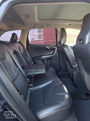 Volvo XC60 2010 in Siauliai, with an engine capacity of 2.40 L and mileage of 330 thousand km for 6400 €, photo 12 on AUTOMOTO.COM.LV