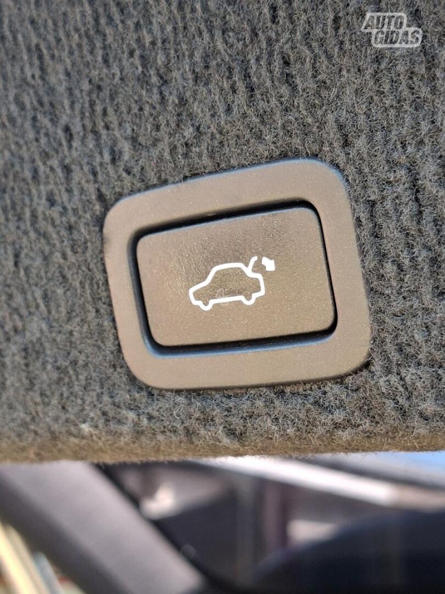 Volvo XC60 2010 in Siauliai, with an engine capacity of 2.40 L and mileage of 330 thousand km for 6400 €, photo 18 on AUTOMOTO.COM.LV