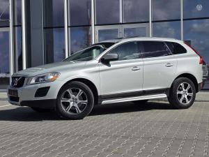 Volvo XC60 2010 in Vilnius, with an engine capacity of 2.40 L and mileage of 267 thousand km for 10650 €, photo 4 on AUTOMOTO.COM.LV