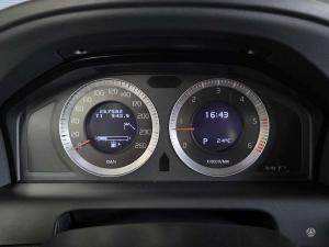 Volvo XC60 2010 in Vilnius, with an engine capacity of 2.40 L and mileage of 267 thousand km for 10650 €, photo 14 on AUTOMOTO.COM.LV