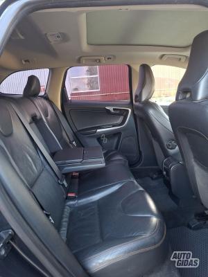 Volvo XC60 2010 Šauļi, ar dzinēja tilpumu 2.40 L un nobraukumu 330 tūkst. km par 6380 €, foto 13 vietnē AUTOMOTO.COM.LV