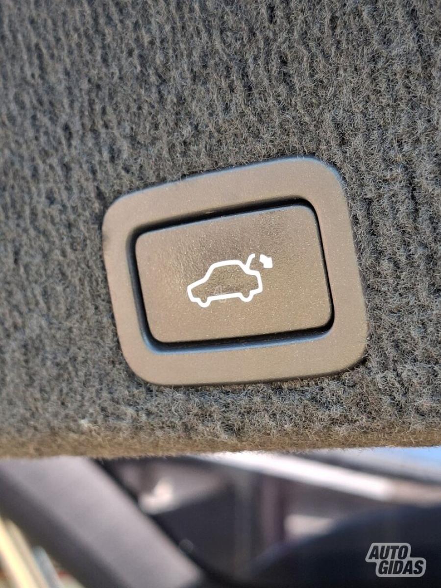 Volvo XC60 2010 Šauļi, ar dzinēja tilpumu 2.40 L un nobraukumu 330 tūkst. km par 6380 €, foto 25 vietnē AUTOMOTO.COM.LV