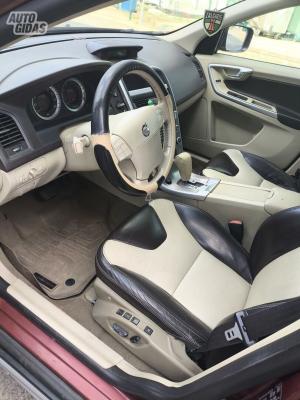 Volvo XC60 2010 in Vilnius, with an engine capacity of 3.00 L and mileage of 262 thousand km for 5450 €, photo 10 on AUTOMOTO.COM.LV