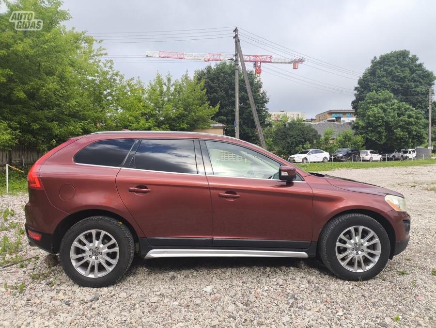 Volvo XC60 2010 in Vilnius, with an engine capacity of 3.00 L and mileage of 262 thousand km for 5450 €, photo 5 on AUTOMOTO.COM.LV