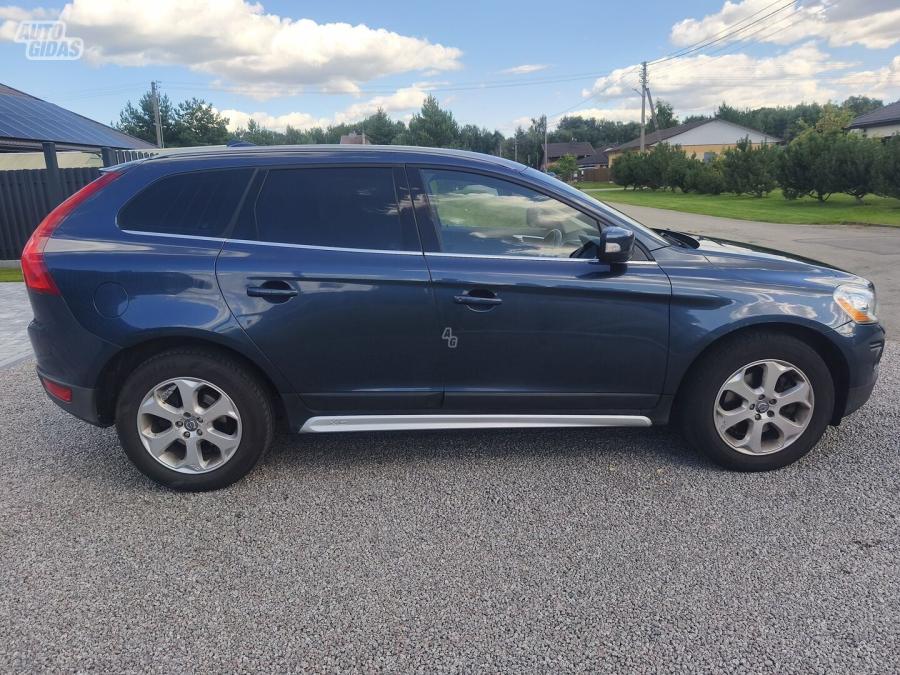 Volvo XC60 2010 Panevēža, ar dzinēja tilpumu 2.40 L un nobraukumu 149 tūkst. km par 2950 €, foto 3 vietnē AUTOMOTO.COM.LV