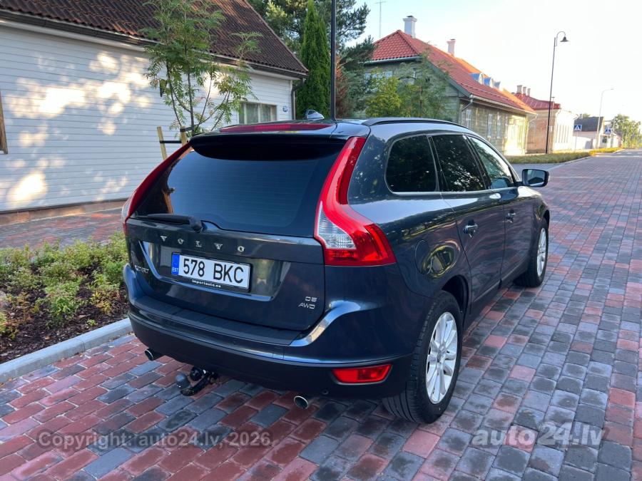 Volvo XC60 2010 Tallina, ar dzinēja tilpumu 2.40 L un nobraukumu 374 tūkst. km par 4590 €, foto 13 vietnē AUTOMOTO.COM.LV