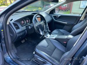 Volvo XC60 2010 Tallina, ar dzinēja tilpumu 2.40 L un nobraukumu 374 tūkst. km par 4590 €, foto 20 vietnē AUTOMOTO.COM.LV