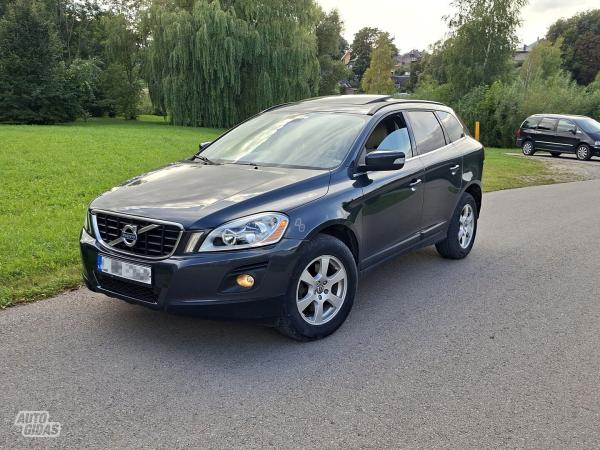 Volvo XC60 2010 in Siauliai, with an engine capacity of 2.40 L and mileage of 300 thousand km for 5800 €, photo 1 on AUTOMOTO.COM.LV