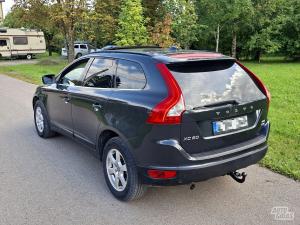 Volvo XC60 2010 in Siauliai, with an engine capacity of 2.40 L and mileage of 300 thousand km for 5800 €, photo 4 on AUTOMOTO.COM.LV