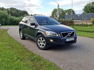Volvo XC60 2010 in Siauliai, with an engine capacity of 2.40 L and mileage of 300 thousand km for 5800 €, photo 8 on AUTOMOTO.COM.LV