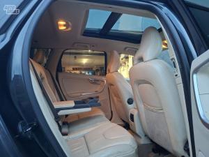 Volvo XC60 2010 in Siauliai, with an engine capacity of 2.40 L and mileage of 300 thousand km for 5800 €, photo 13 on AUTOMOTO.COM.LV