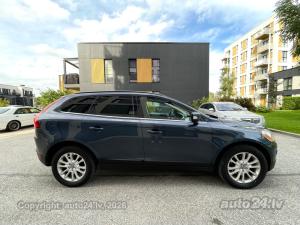 Volvo XC60 2010 in Tartu, with an engine capacity of 2.40 L and mileage of 370 thousand km for 6599 €, photo 6 on AUTOMOTO.COM.LV