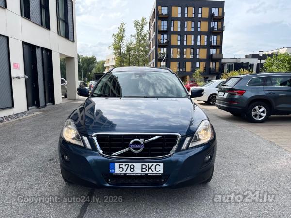 Volvo XC60 2010 in Tartu, with an engine capacity of 2.40 L and mileage of 370 thousand km for 6599 €, photo 8 on AUTOMOTO.COM.LV