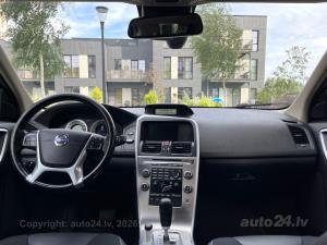Volvo XC60 2010 in Tartu, with an engine capacity of 2.40 L and mileage of 370 thousand km for 6599 €, photo 13 on AUTOMOTO.COM.LV
