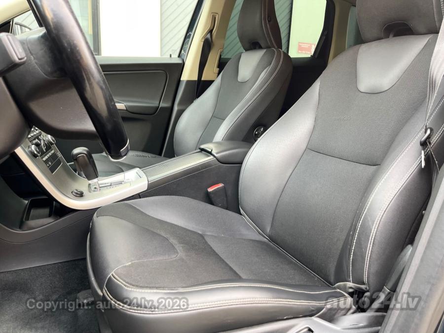 Volvo XC60 2010 in Tartu, with an engine capacity of 2.40 L and mileage of 370 thousand km for 6599 €, photo 15 on AUTOMOTO.COM.LV