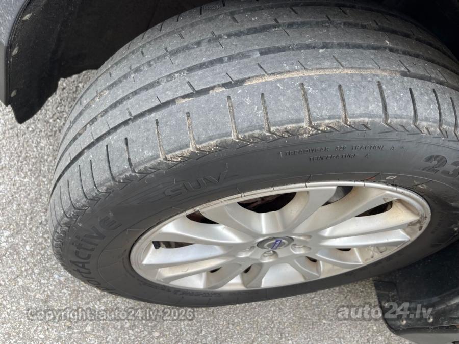 Volvo XC60 2010 in Tartu, with an engine capacity of 2.40 L and mileage of 370 thousand km for 6599 €, photo 18 on AUTOMOTO.COM.LV