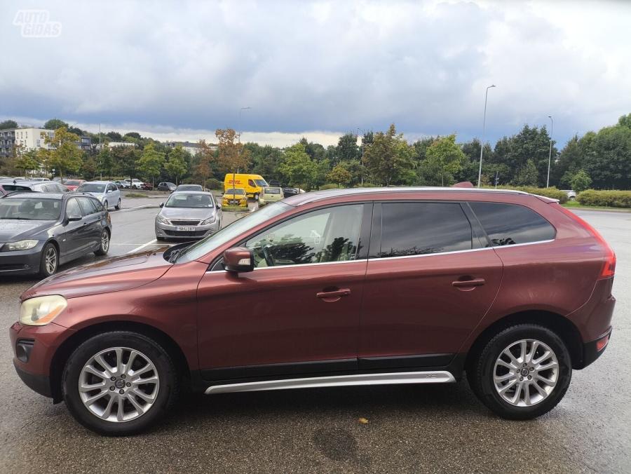 Volvo XC60 2010 in Vilnius, with an engine capacity of 3.00 L and mileage of 263 thousand km for 5250 €, photo 5 on AUTOMOTO.COM.LV