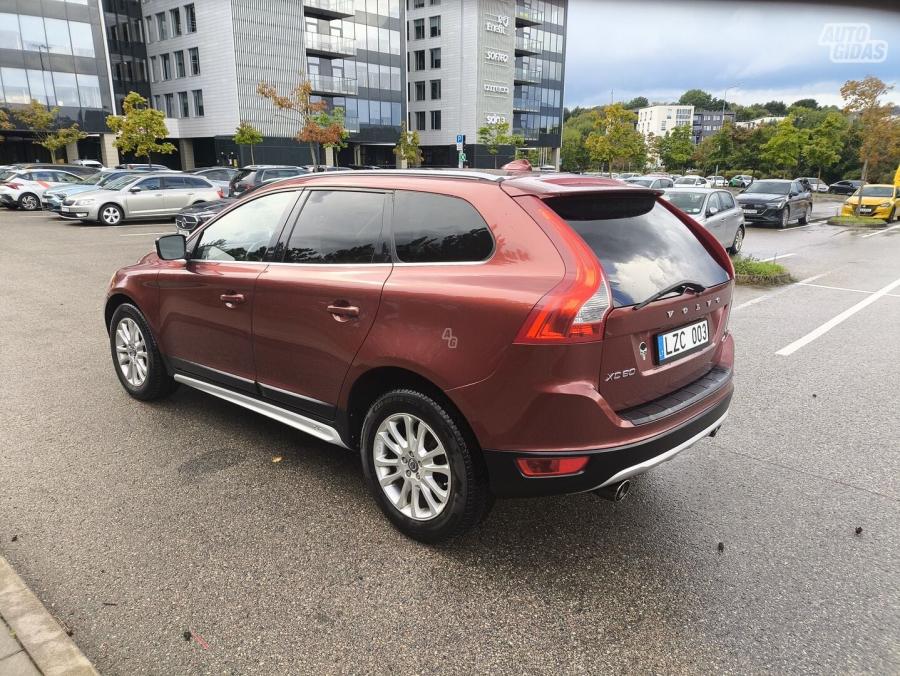 Volvo XC60 2010 in Vilnius, with an engine capacity of 3.00 L and mileage of 263 thousand km for 5250 €, photo 6 on AUTOMOTO.COM.LV