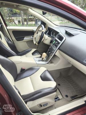 Volvo XC60 2010 in Vilnius, with an engine capacity of 3.00 L and mileage of 263 thousand km for 5250 €, photo 11 on AUTOMOTO.COM.LV