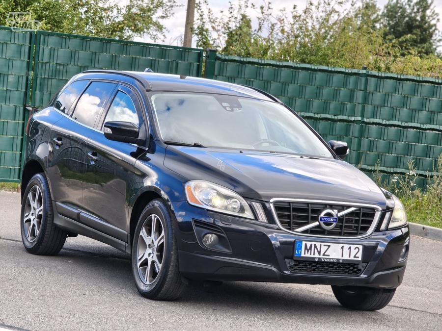Volvo XC60 2010 in Vilnius, with an engine capacity of 2.40 L and mileage of 321 thousand km for 7000 €, photo 1 on AUTOMOTO.COM.LV