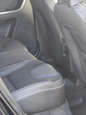 Volvo XC60 2010 in Vilnius, with an engine capacity of 2.40 L and mileage of 321 thousand km for 7000 €, photo 6 on AUTOMOTO.COM.LV