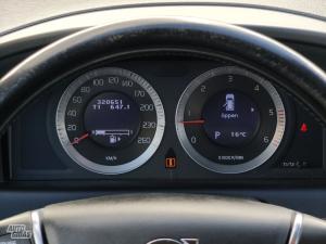 Volvo XC60 2010 in Vilnius, with an engine capacity of 2.40 L and mileage of 321 thousand km for 7000 €, photo 12 on AUTOMOTO.COM.LV